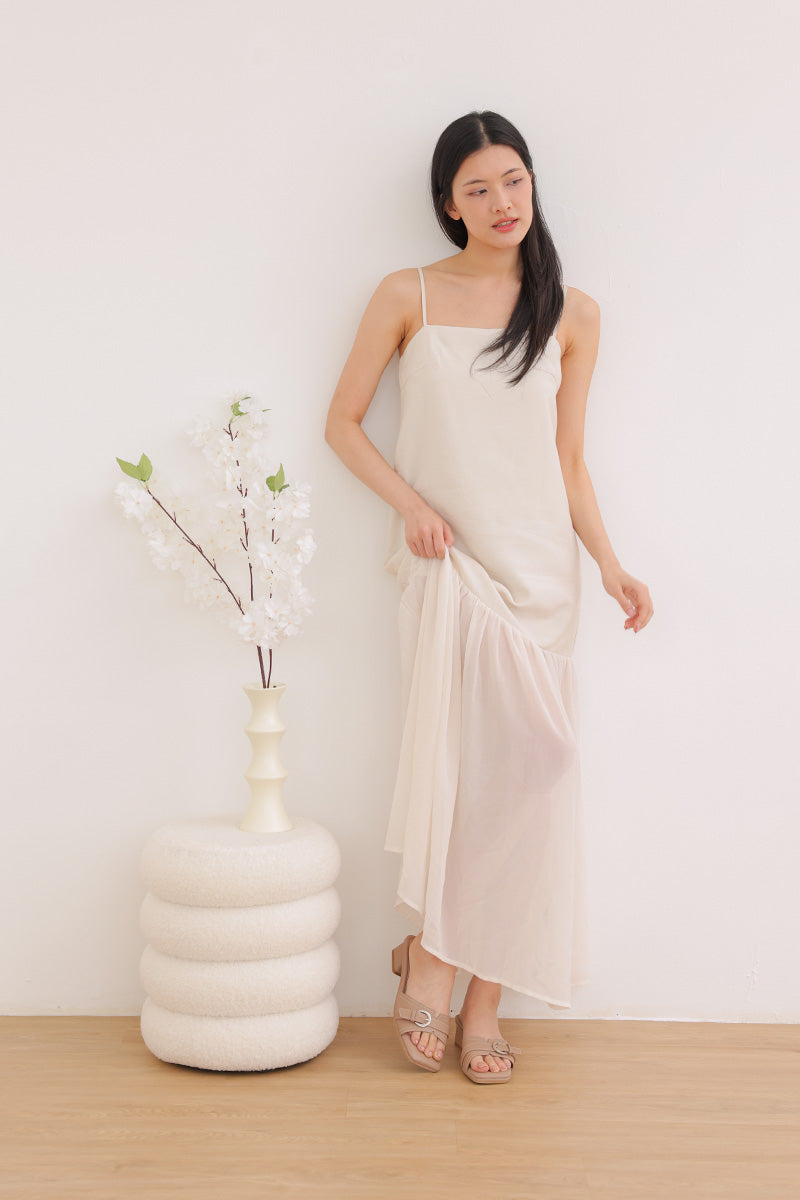 Delora Buckle Cloud Heels in Taupe – Sunday Staples Malaysia